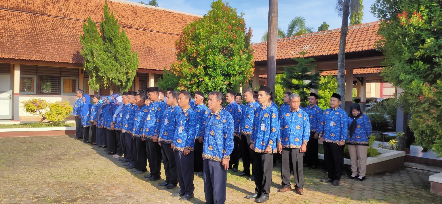 Upacara Peringatan Hari Sumpah Pemuda 2022 – SMK NEGERI 1 KEDUNGWUNI